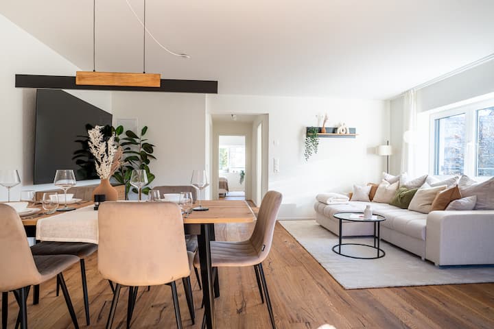 Urban Comfort Suite 2 | Zurich Airport | Riverside - 