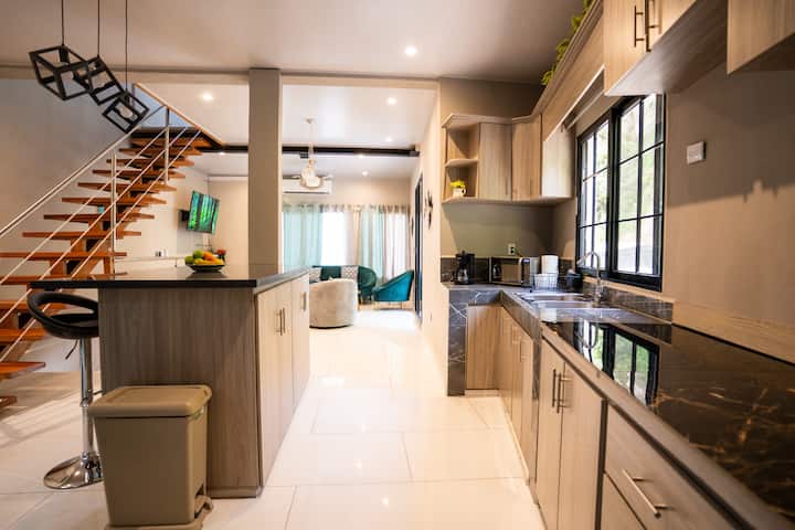 Casa Roca, Tu Hogar En Tegucigalpa - Tegucigalpa