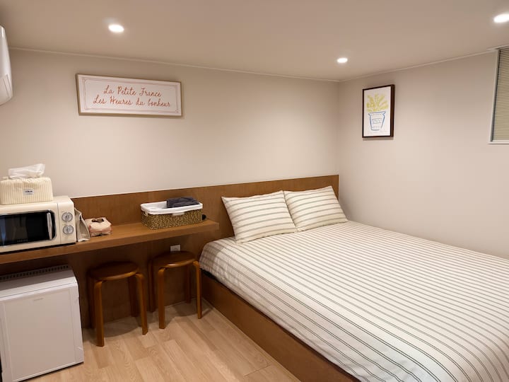 [3f, Tall] ｜의정부역10분｜감성숙소｜아늑한다락방  [그리다,하루] - Uijeongbu-si