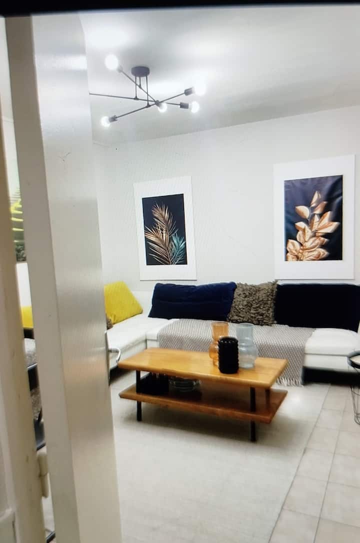 Joli Cocon A Vierzon Parking Privatif, Proche Gare - Vierzon