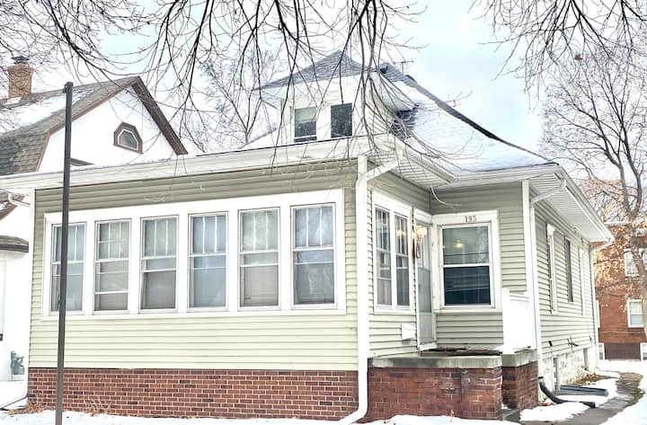 Ferraro House - Saint Paul, MN