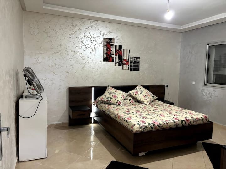 Un Bien Précieux à Kénitra. - Kénitra