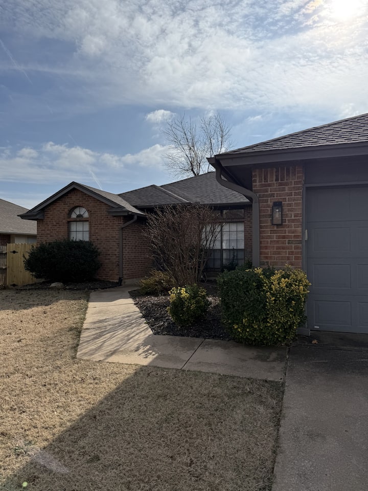 Okc Comfort Stay - 오클라호마