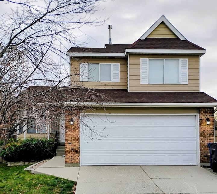 4 Bedroom Home Near Freeway For Ski Resorts - West Jordan, UT