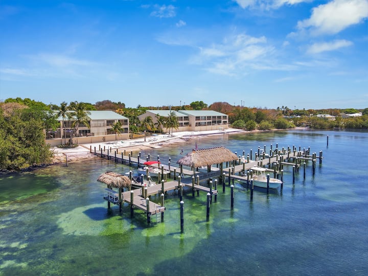 Islamorada Bayside Escape – Walk To Water - The Bahamas