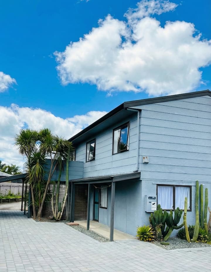 Papamoa Beach, Short Walk Beach, Shopping Centre - Papamoa