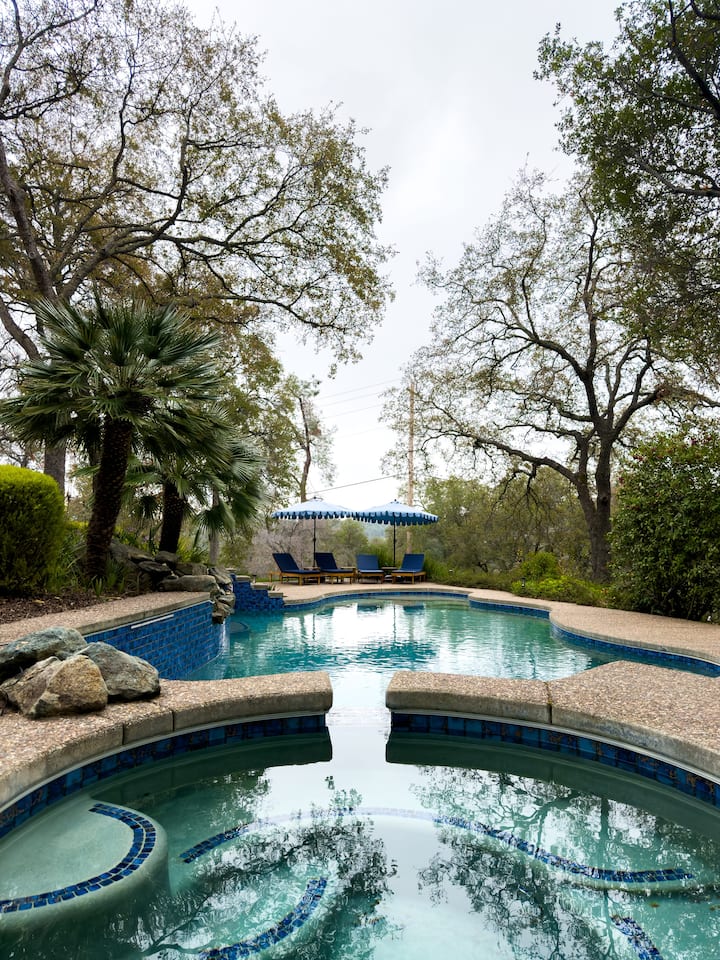 Pool & Spa 4br Paradise: Swim—soak—see Lake Views - El Dorado Hills, CA