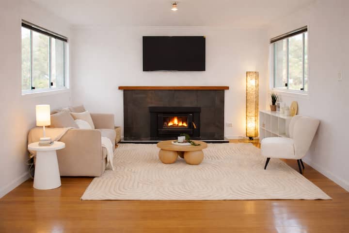 Cosy Family Retreat In Claremont Hobart - Hobart