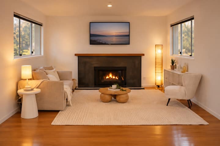 Claremont Family Home | Fireplace Near Mona - Hobart