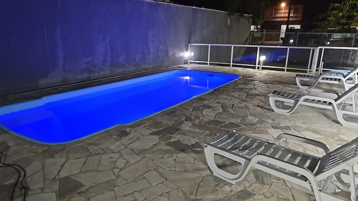 Sob.140m Da Praia,p/ 20 Pessoas, C/ Piscina, Wi-fi - Matinhos