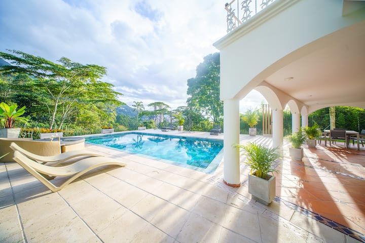 Luxury 10-bed Mansion•jacuzzi•pool•sauna•cook&maid - Envigado