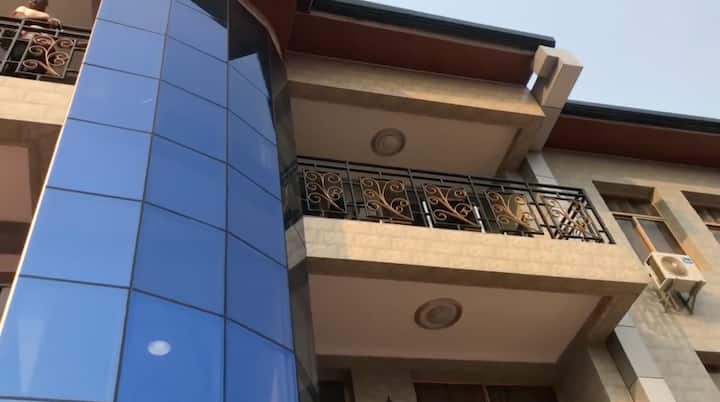 Appartement 2 Pièces 1 Chambre à Kinshasa 202 - Kinshasa