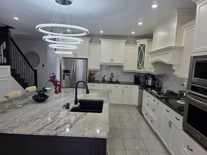 The Luxuriant Haven Retreat-your Private Sanctuary - Hamilton