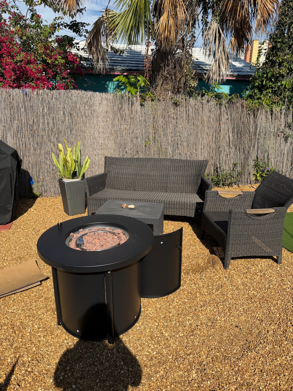 Marchez jusqu'au Blue Lighthouse Cottage de Singer Island - Maisons à ...