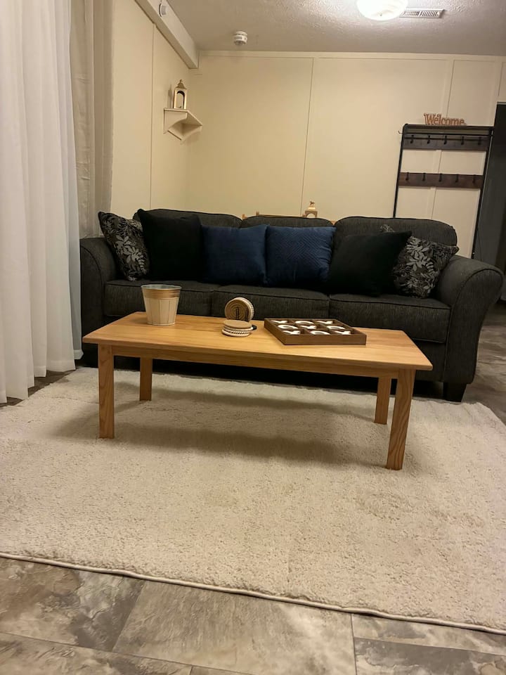 2bd Beside Bridge Park And Main Street Hurricane - Hurricane, WV