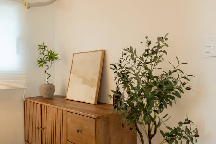 서울의집
#제기동역도보5분
#2룸#청량리역차량5분#파티가능#에어컨#ddp10분#경복궁20분 - Seoul