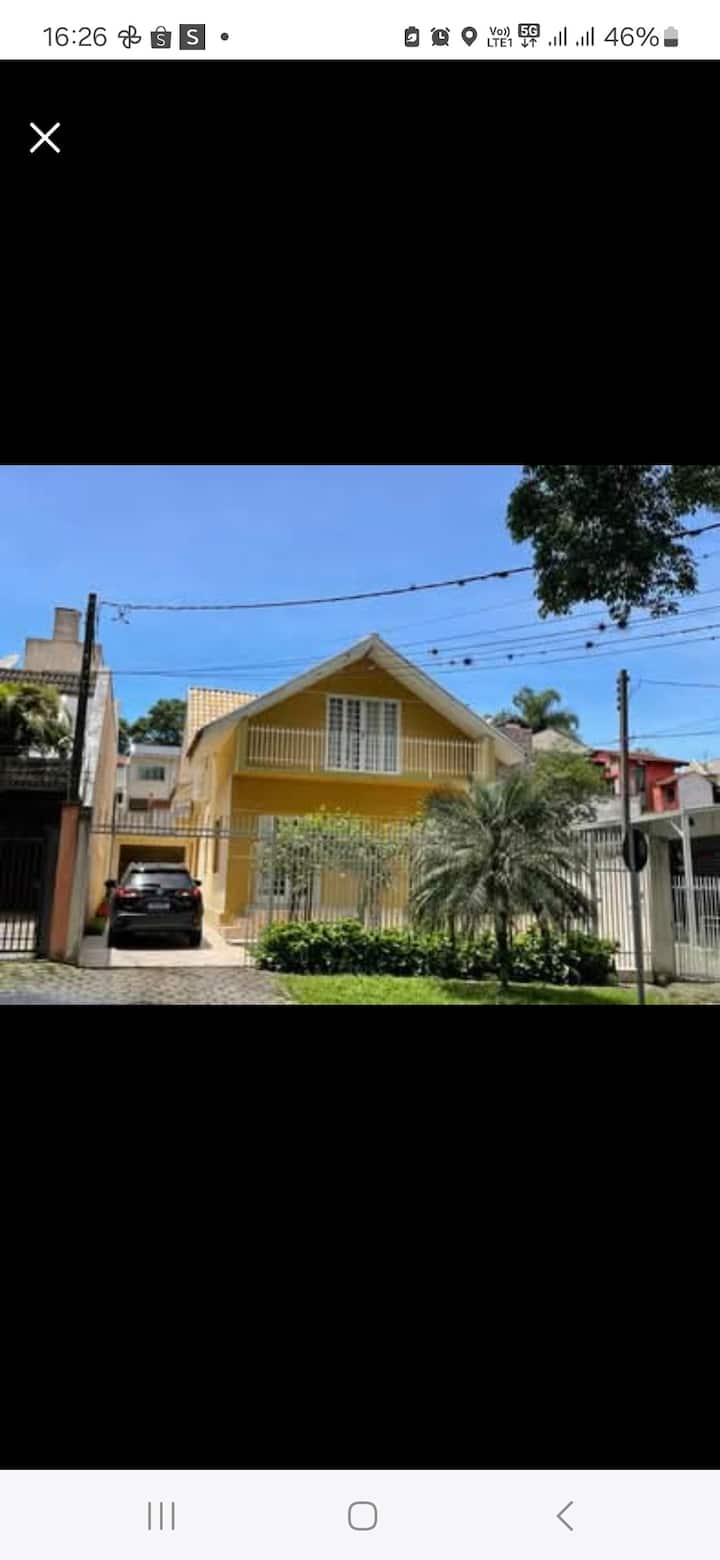 Kitnet Aconchegante Nos Fundos - Curitiba