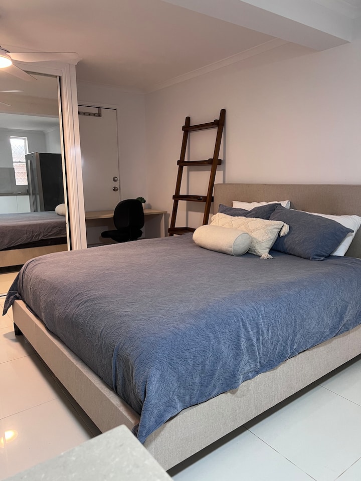 Beachside Escape Near Alex Surf & Rainforest Walks - Alexandra Headland