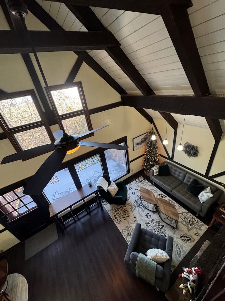 Near Slopes! Theater/game Room, Fire Pit, Cozy! - Beech Mountain, NC