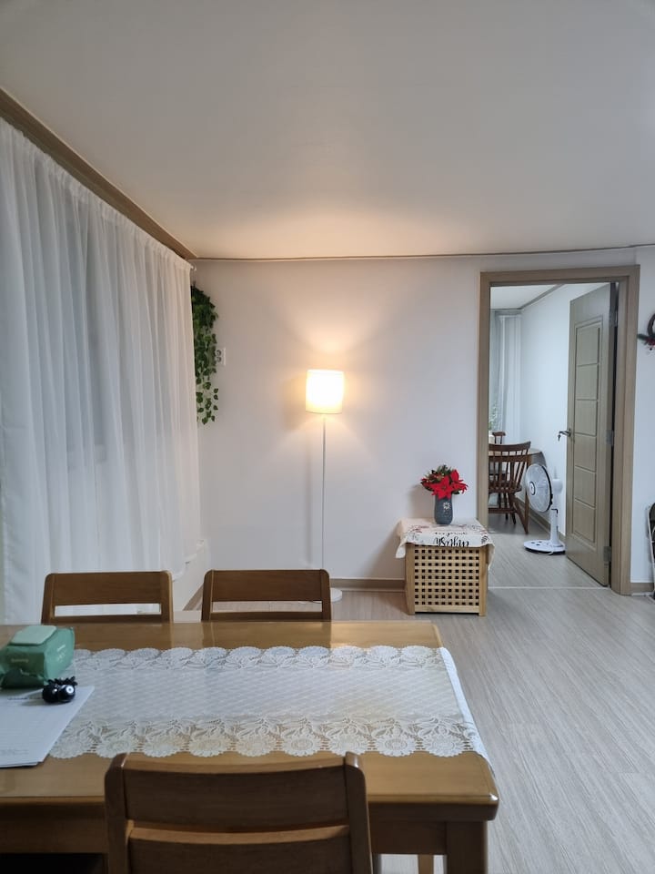 [아뜰리에 해피] 오픈특가 #주안역 5분 #무료주차 #최대6인 #넓은거실 #Ott - 상동