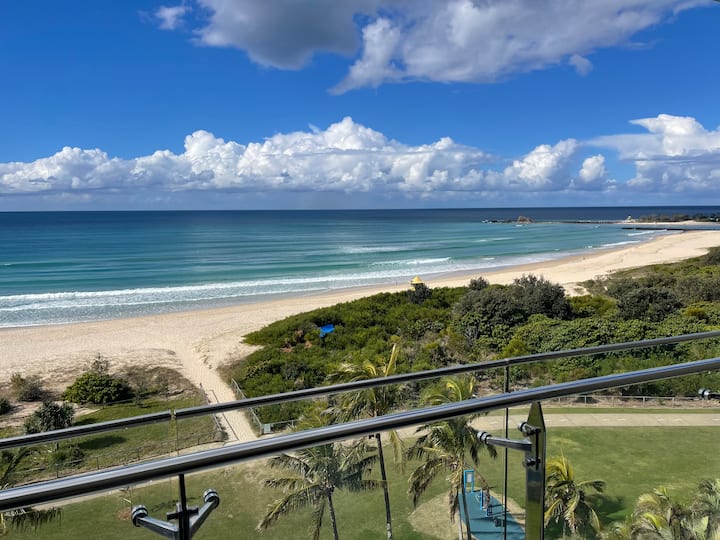 ‘Blue View’ On Palm Beach. - Australia