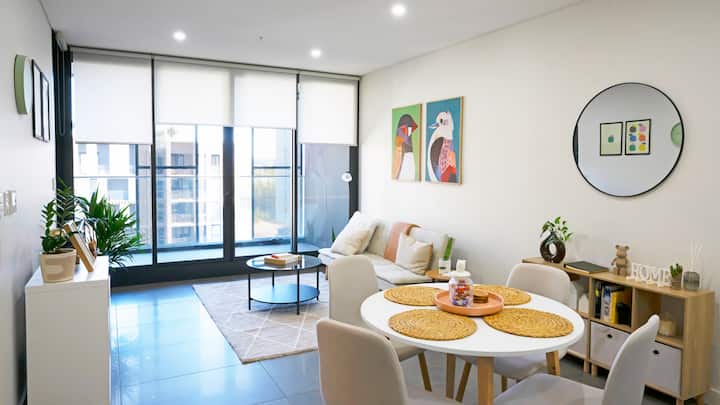 Modern 2br Apartment In Sydney Olympic Park - Sydney
