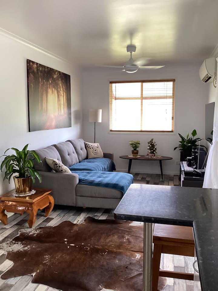 Valley View Cottage - Yandina