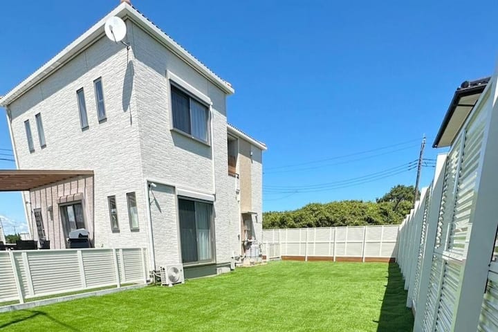 ペットと泊まれる海辺の一棟貸し｜ジャグジー｜Bbq可｜サーフィン｜釣り｜グループ・ファミリー大歓迎 - 모바라시