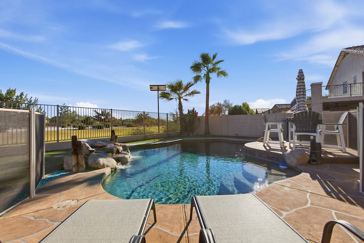 Mesa Bluewater Retreat With Pool - Mesa, AZ