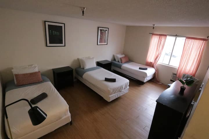 Nice And Quite 3 Beds Apartment In Beverly Hills - Beverly Hills