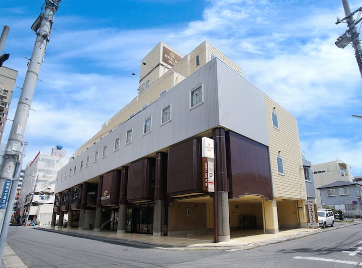 Smoking Twin Room A/two 120cm Beds/max 2 Ppl - Mito