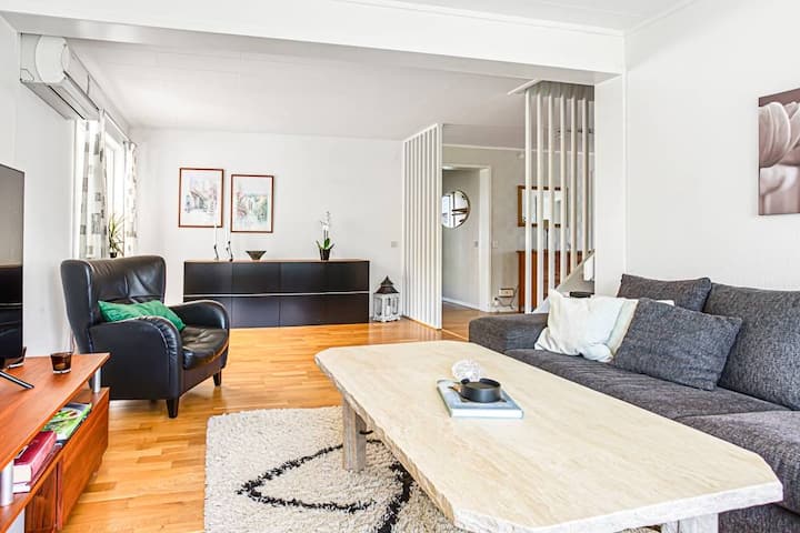 Hus Med Privat Pool Nära Vänern. - Grums