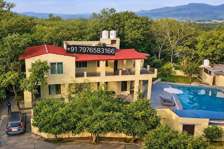 Arihant Farm Villa - A Luxurious Escape - Udaipur