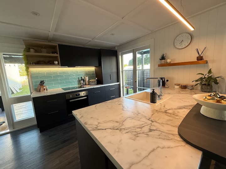 The Miro Haus With Hot Tub - Mangakino