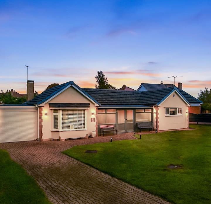 Very Quiet Area But Still Close To Town Center - Selby