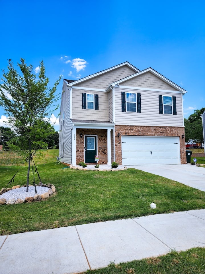 Entire Smart Cozy Home - Kings Mountain State Park, Blacksburg