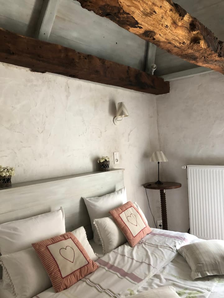 Chambre D'hôtes Attenant Au Château, Piscine, Spa. - Martel