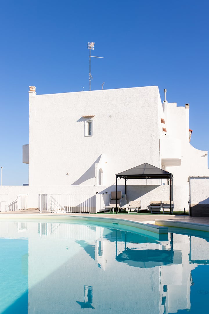 [Villa Morella] Pool & Sea - Modern Apartment - Bari