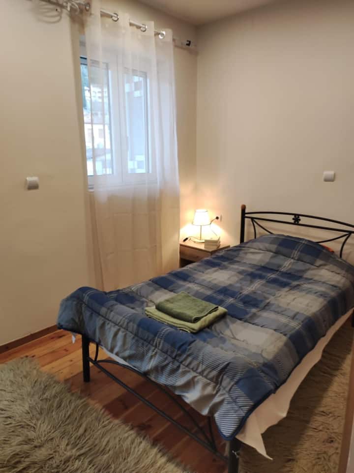 Unterkunft als gesamte Unterkunft ILIAS HOME - Häuser zur Miete in ...