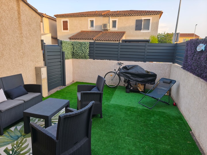 Charmante Maison à Istres, 3 Chambres - Istres