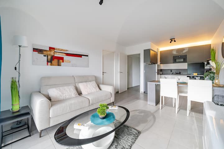 Charmant 2p - Résidence Piscine Et Garage - Nizza