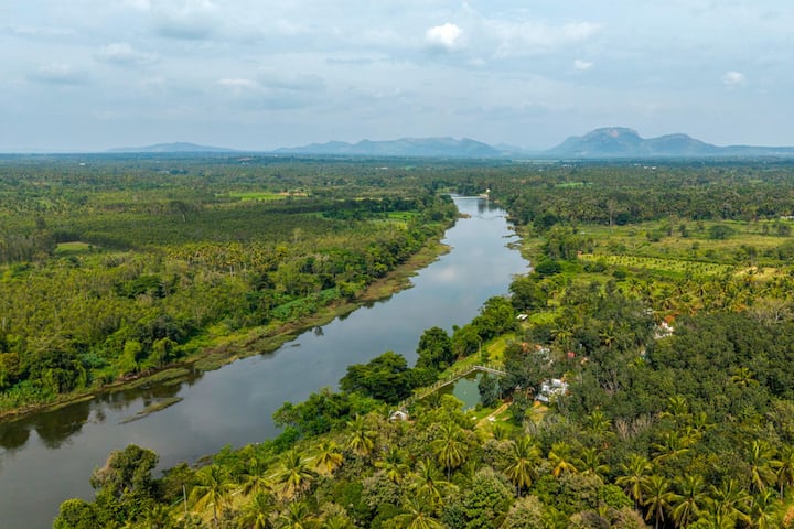Stayvista At Comfort Cottage @ Jims Farmstay - Malavalli