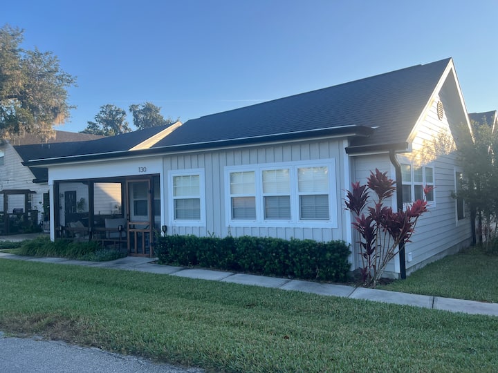 Lake Access Cottage - Lake Placid, FL