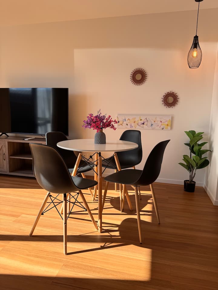 Private 2br Unit + Parking | 5 Min Drive To Lake - Wanaka