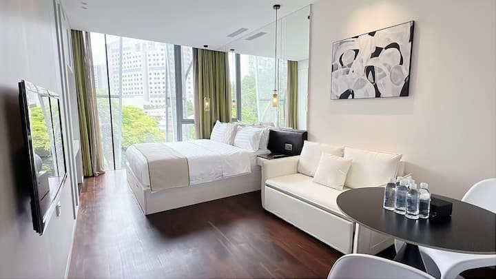 Bright Deluxe Studio Apt 8 Mins Walk To Novena Mrt - Singapore