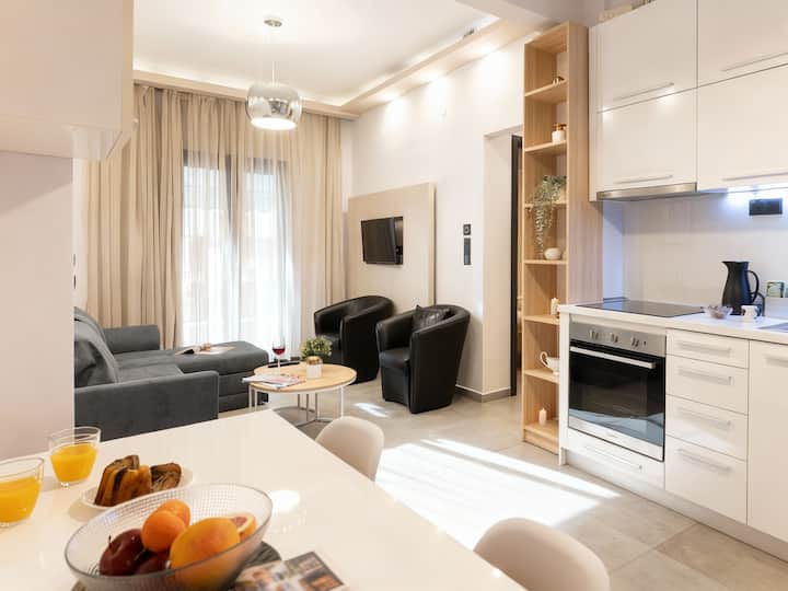 Modern Apartment In The Heart Of Thessaloniki - Thessaloniki