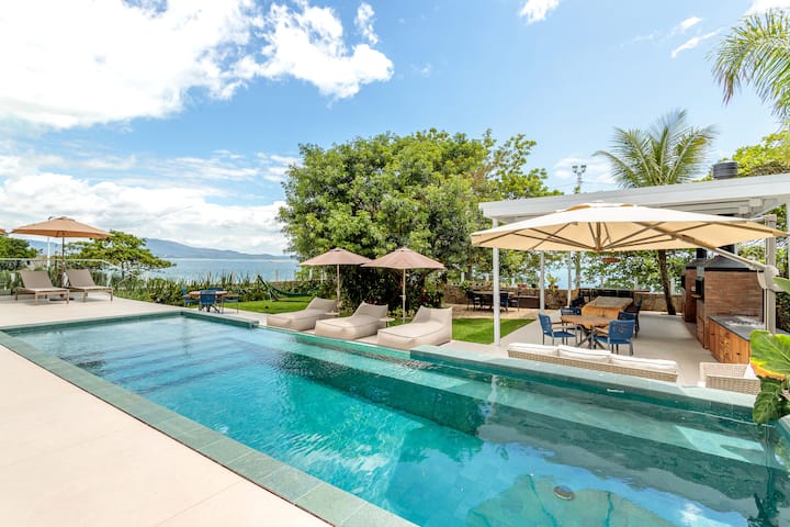 Apartamento Luxo Beira-mar Canasvieiras - Florianópolis