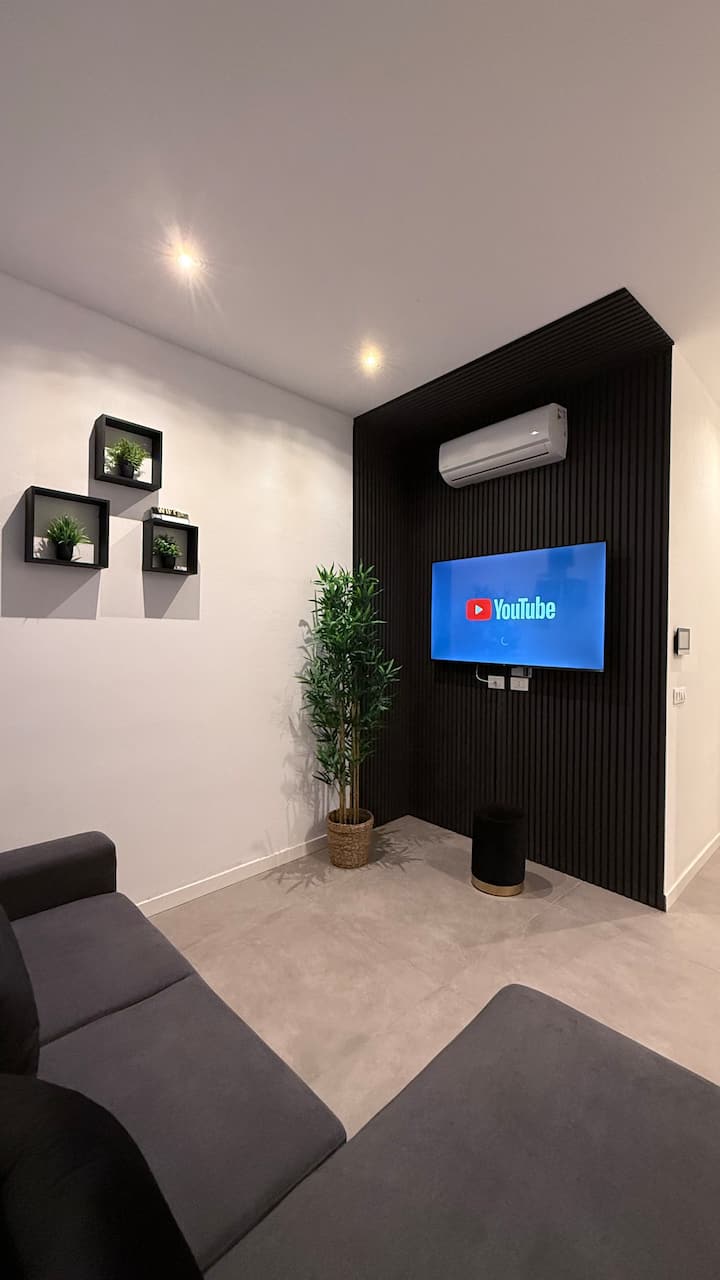 Cr Home - Appartamento In Pieno Centro A Palermo - Palermo