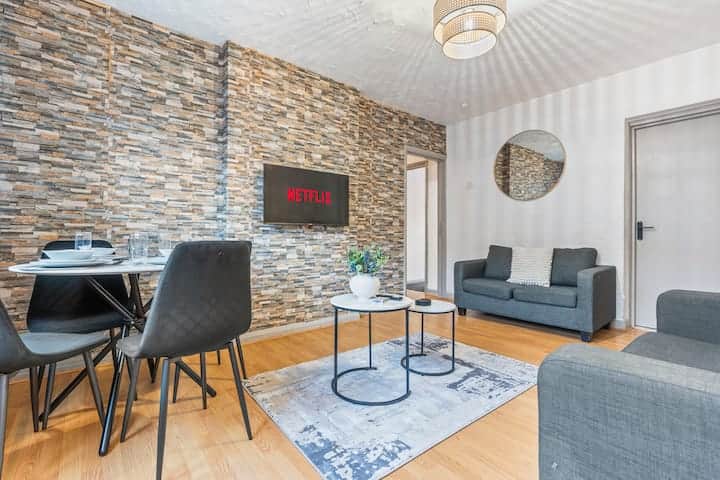 Spacious 3br Home For Long Stays - Birmingham