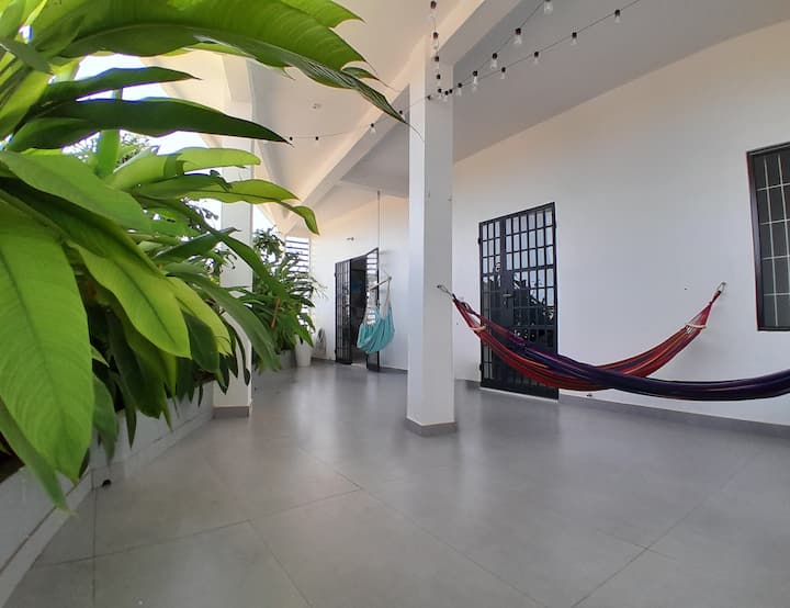 The Dahomey - Residence & Art Retreat - Queen Room - Cotonou